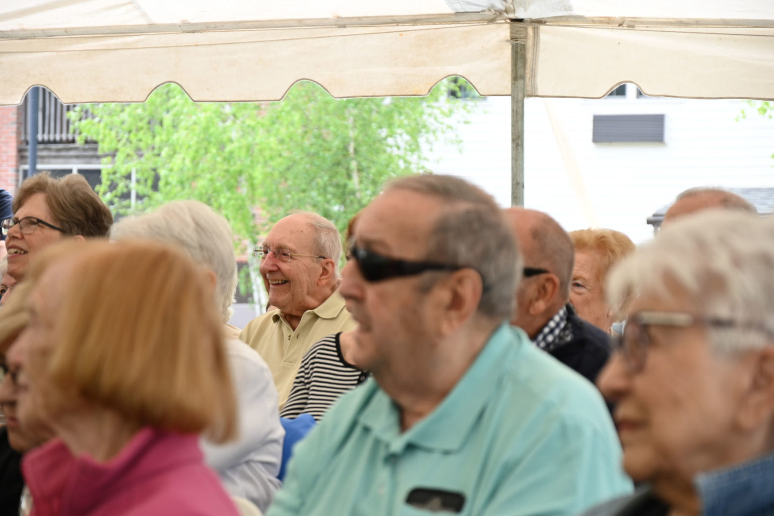 Illusionist Leon Etienne Magic Show - Preswick Glen